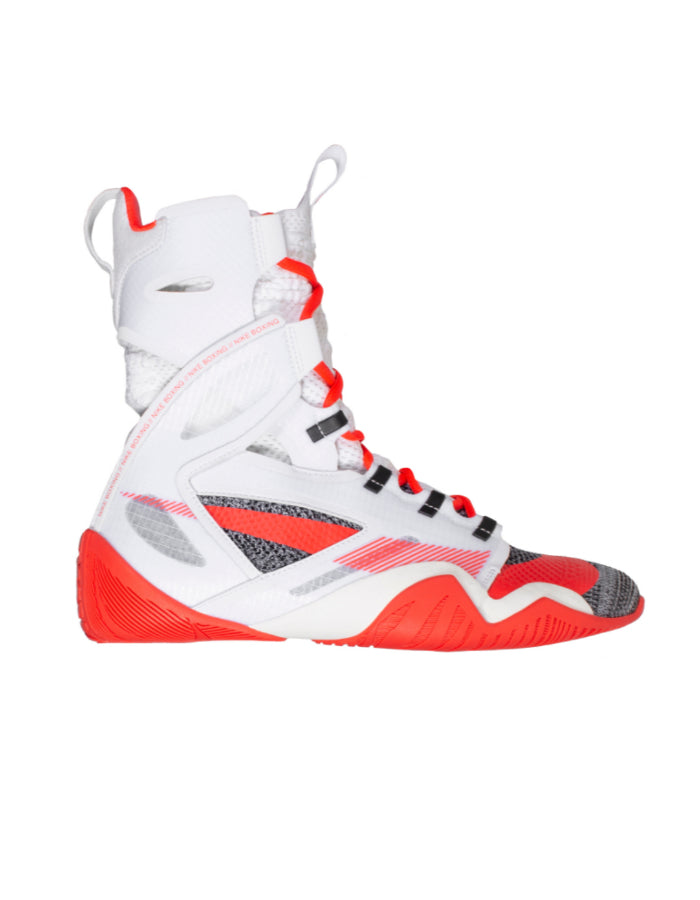 Nike | Superare Fight Shop